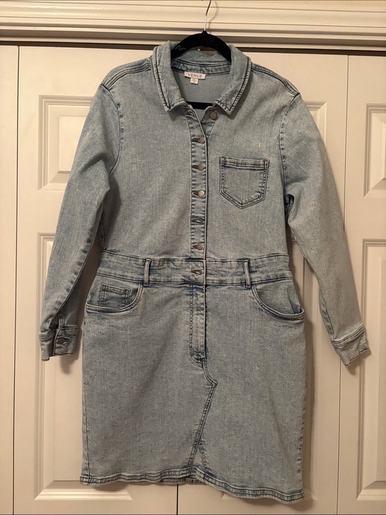 VENUS | Dresses | Venus Light Wash Denim Mini Dress | Poshmark